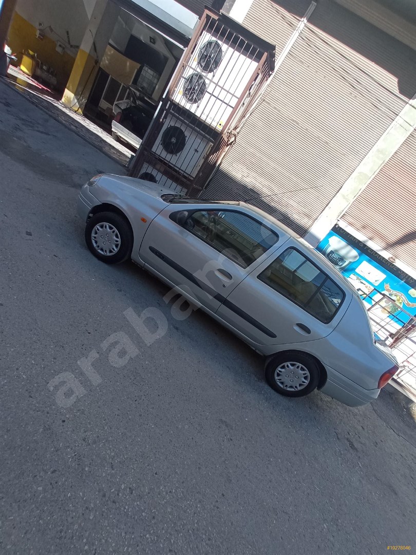 Sahibinden Renault Clio 1.4 RNA 2000 Model Gaziantep 300.000 km ...