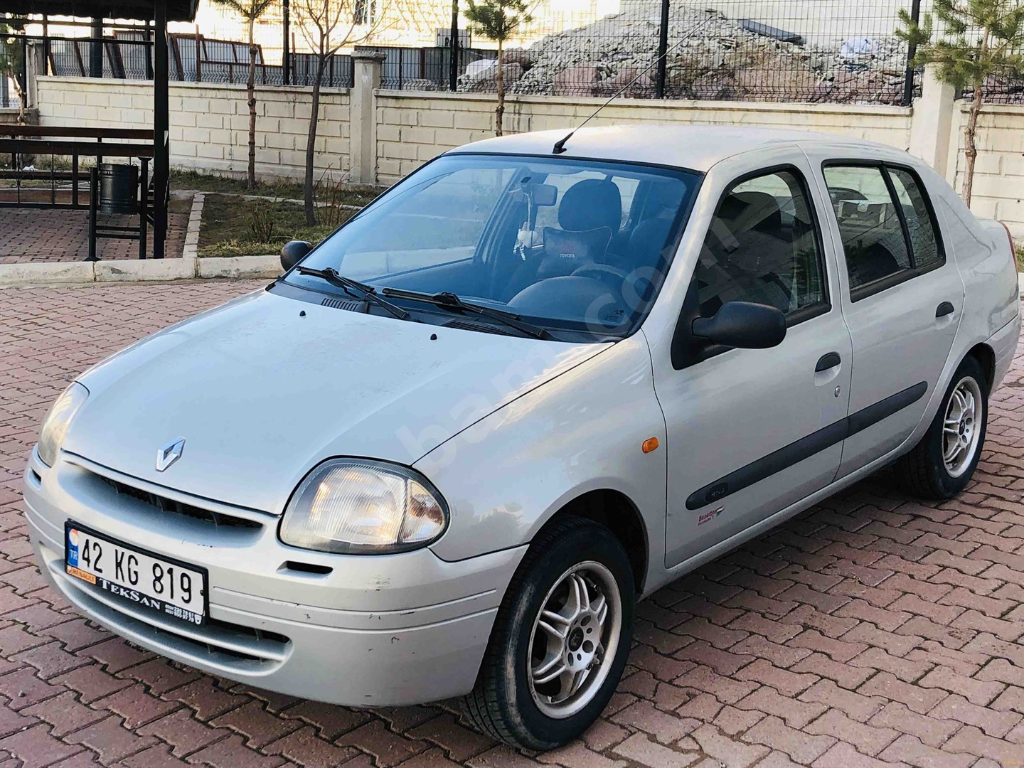 Sahibinden Renault Clio 1.4 RNA 2000 Model Ankara 230.000 km ...