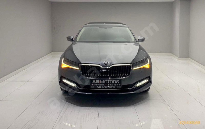Galeriden Skoda SuperB 1.5 TSI Prestige 2022 Model İstanbul 0 km Gri ...