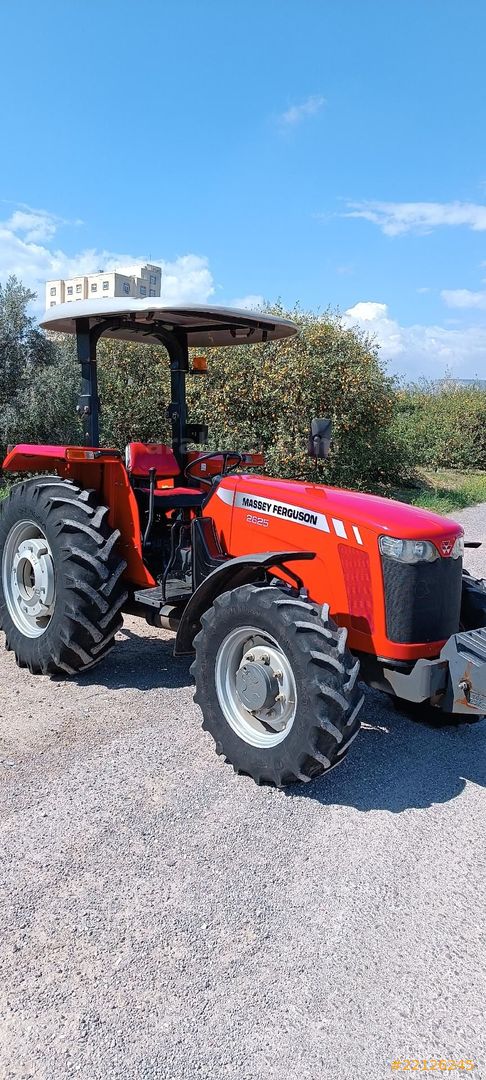 Galeriden Massey Ferguson 2018 Model Mersin 22126245